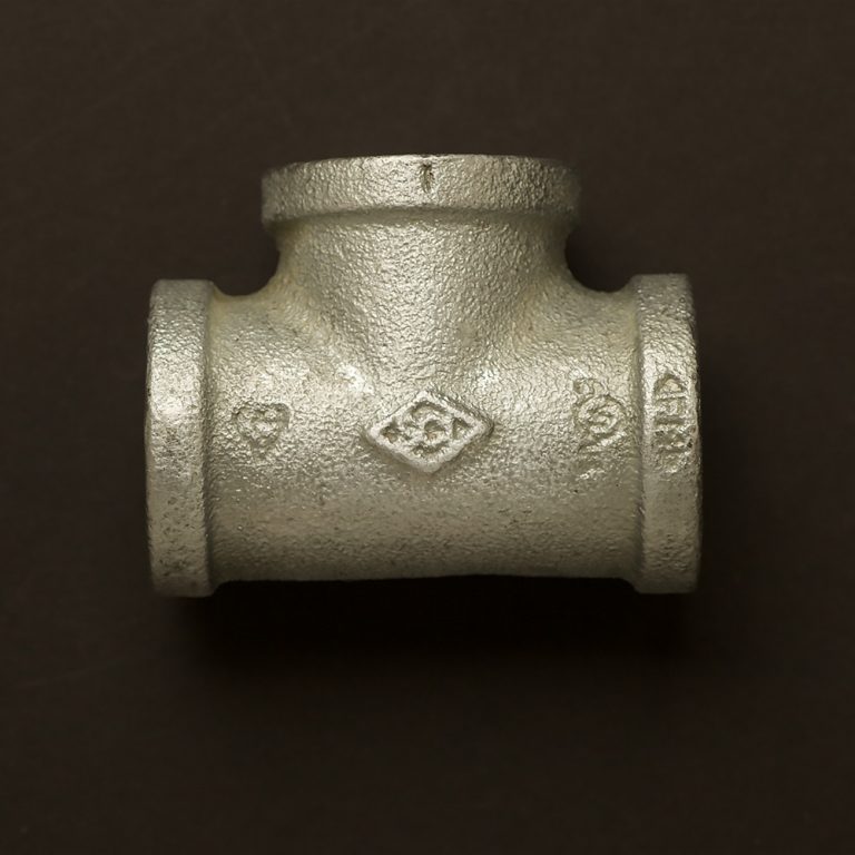 25mm (One inch) galvanised plumbing pipe and fittings - Pipe Furniture