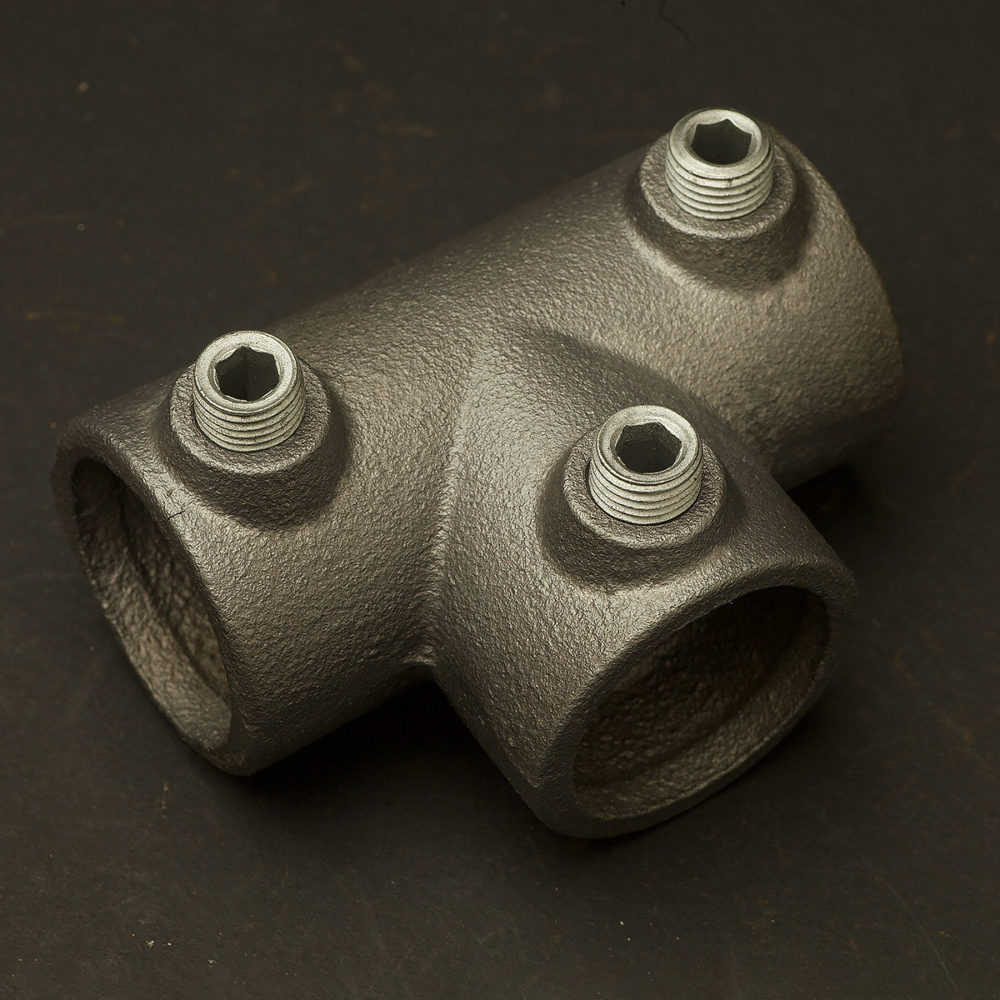 One Inch Black steel 34mm long tee socket fitting