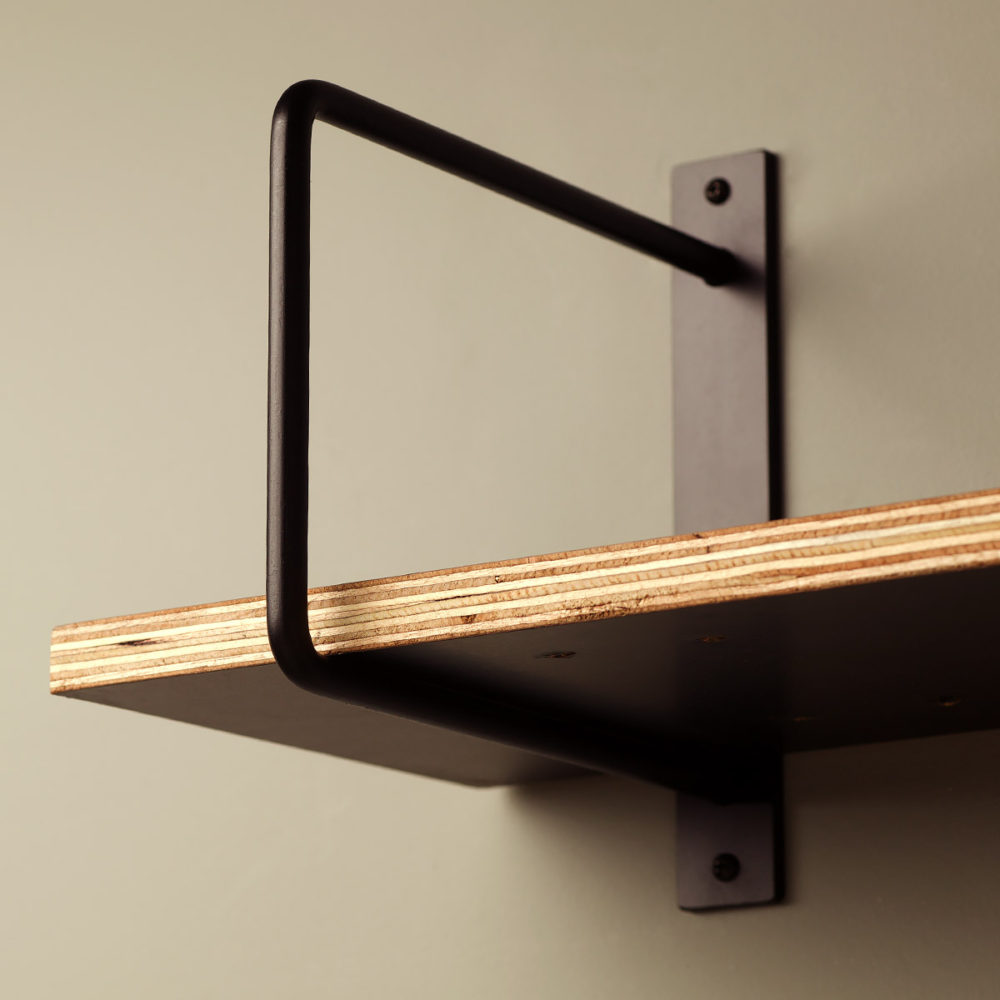 190mm deep plain steel D shelf bracket - Pipe Furniture